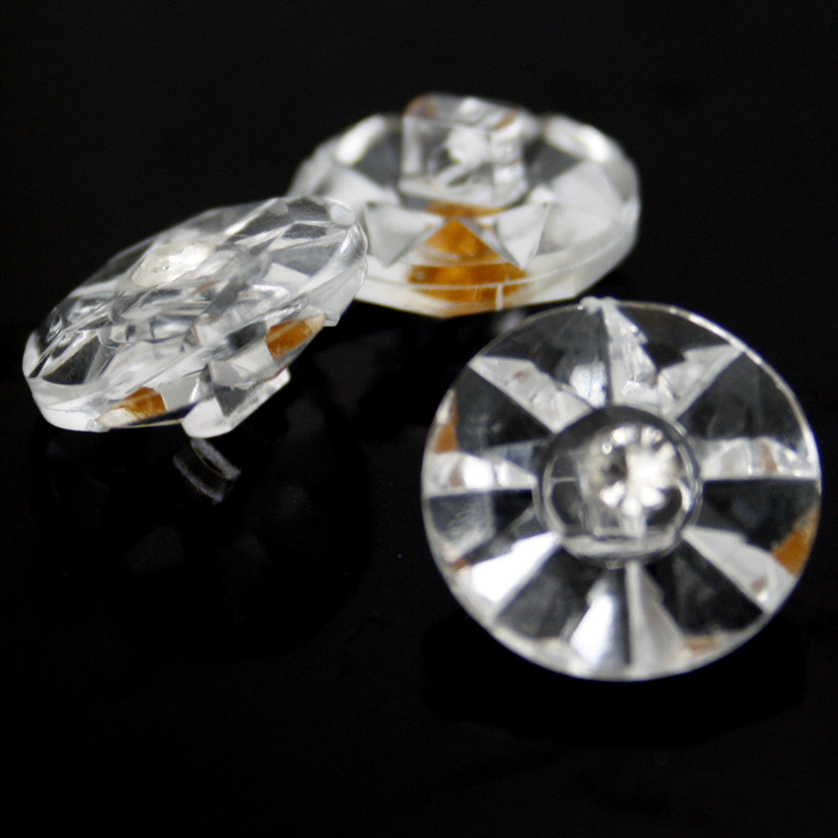 Round clear diamonte shank button – www.jimmybuttons.com.au