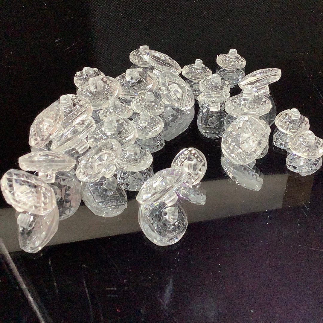 Clear Plastic shank button – www.jimmybuttons.com.au