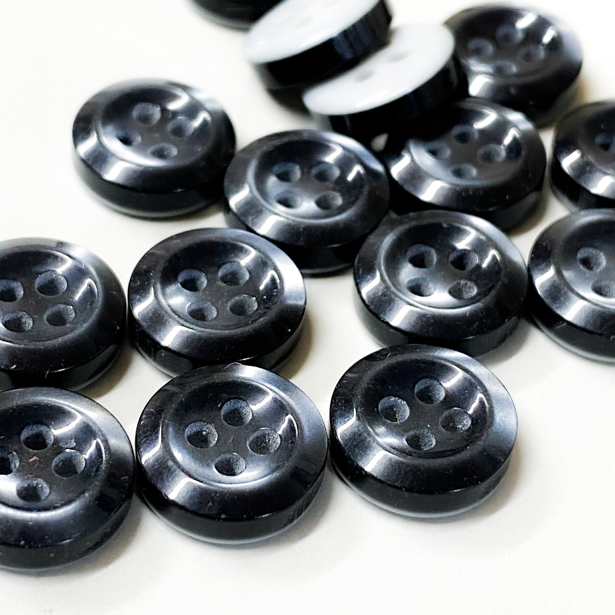 Steele Shirt Button – www.jimmybuttons.com.au