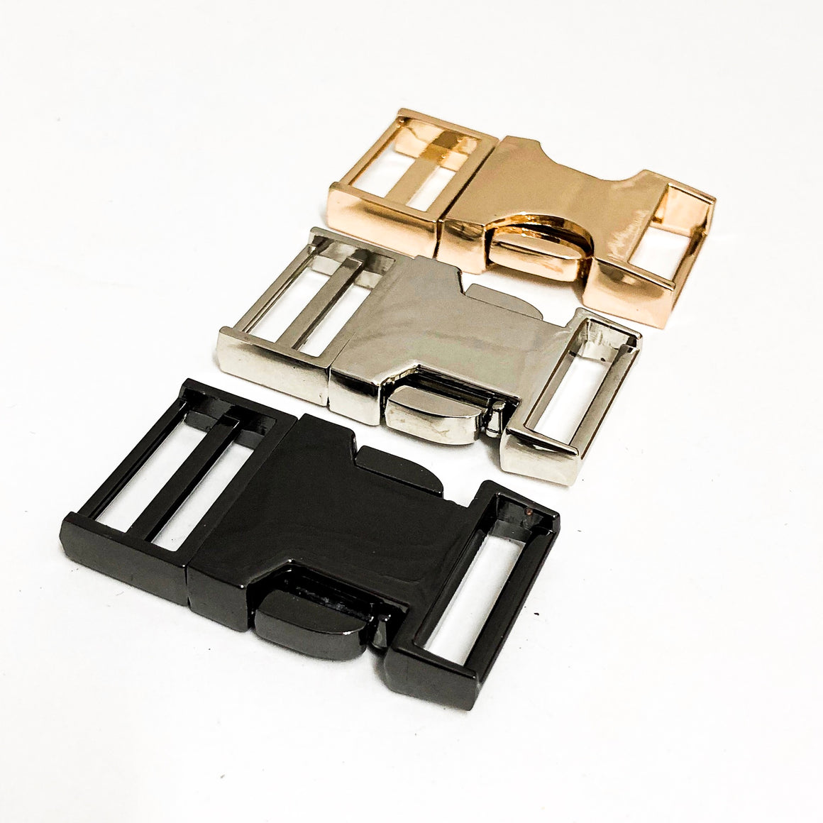 Hardware - Buckles – www.jimmybuttons.com.au