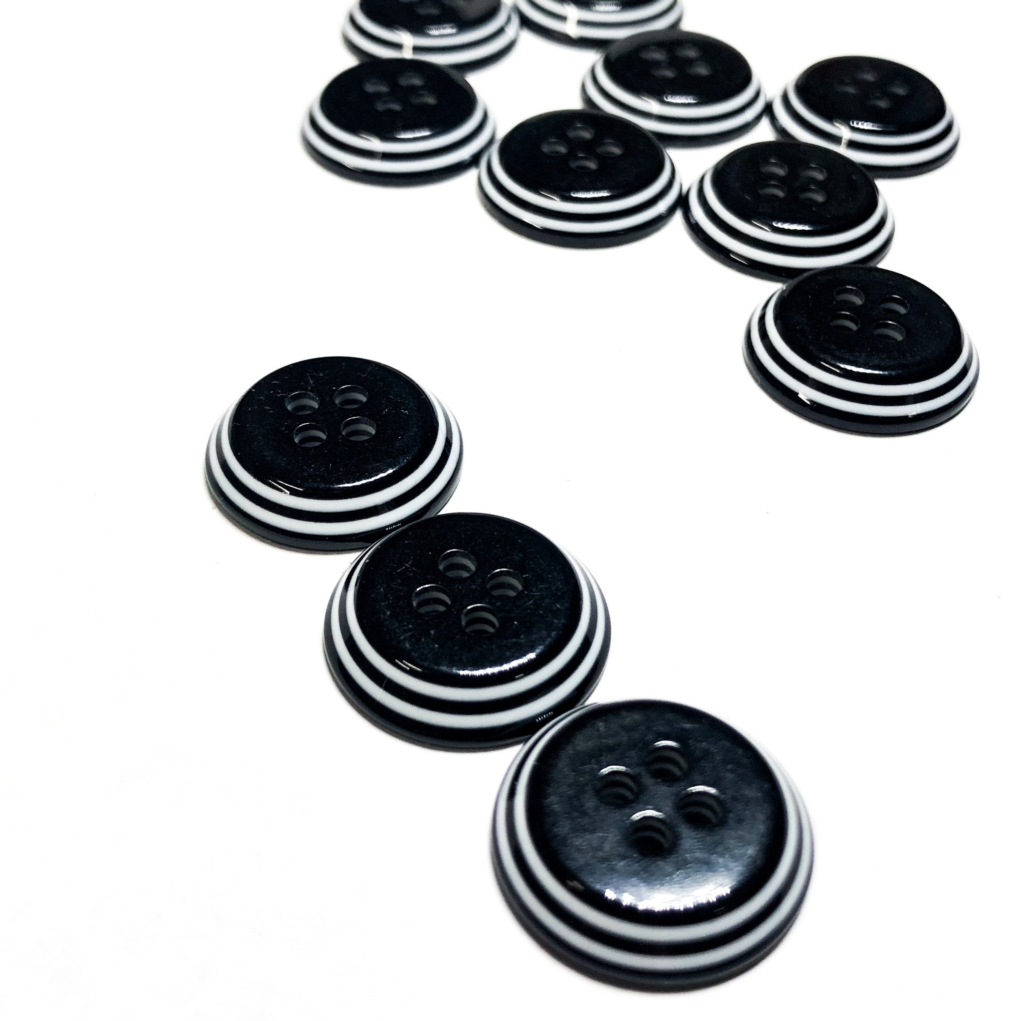 Sutton Button – www.jimmybuttons.com.au