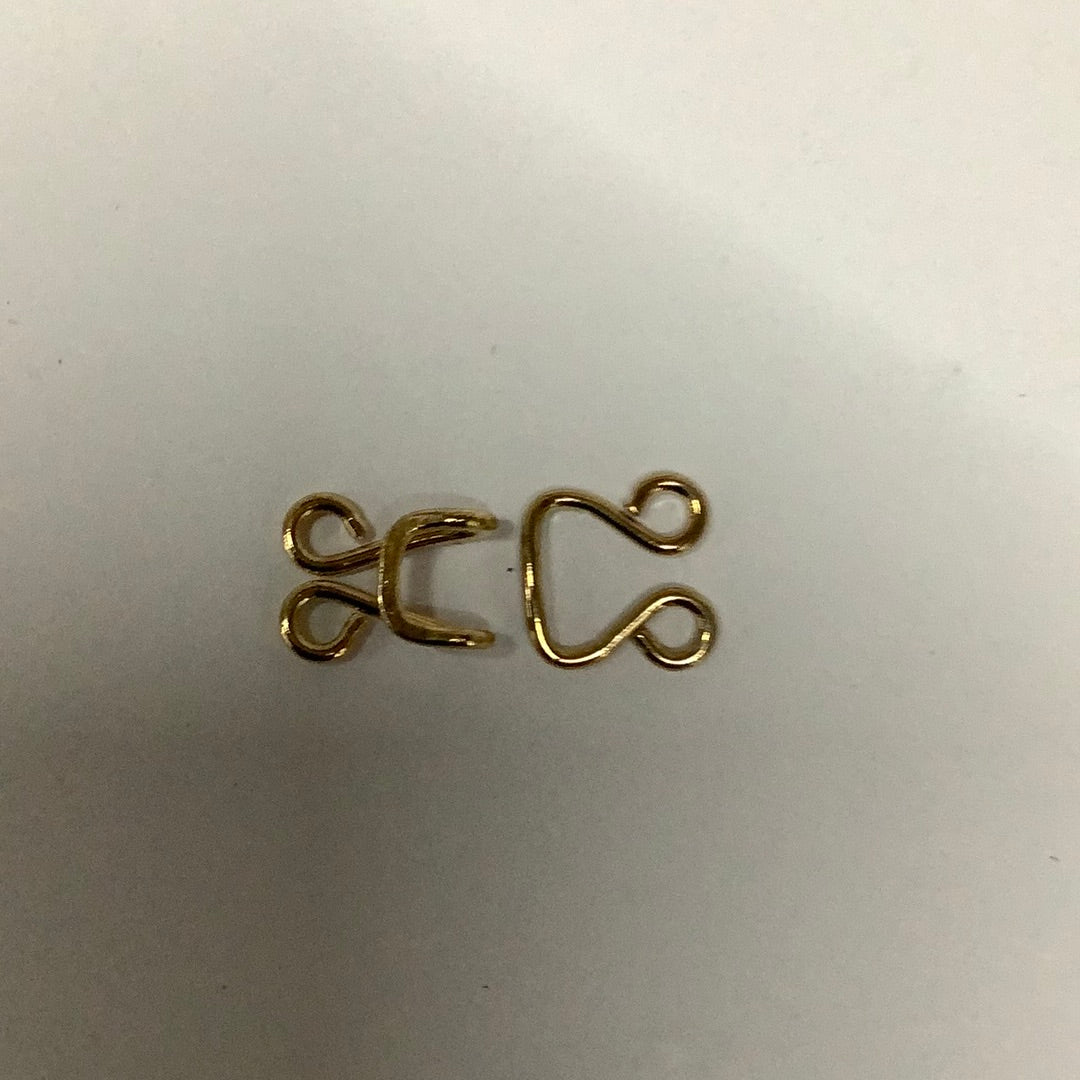 Hook and bar – www.jimmybuttons.com.au