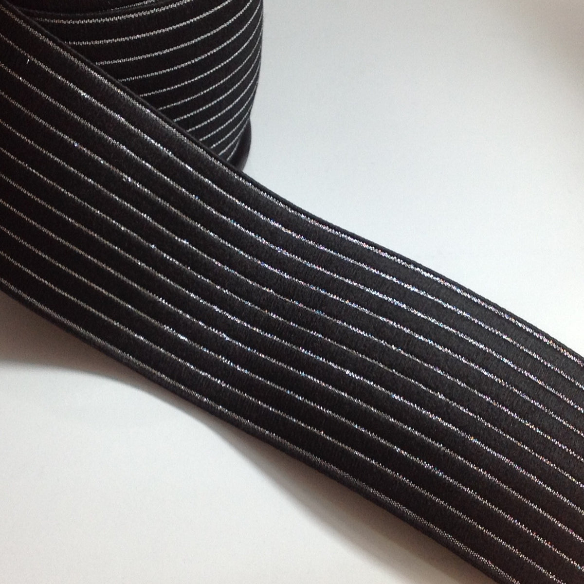 Ellie Elastic – www.jimmybuttons.com.au